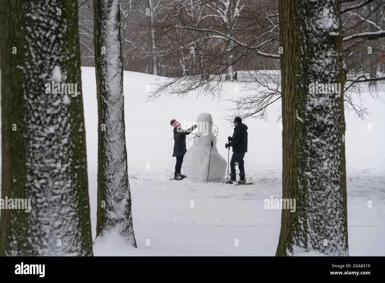 Major winter snowstorm hits New York City during the Pandemic of COVID ...