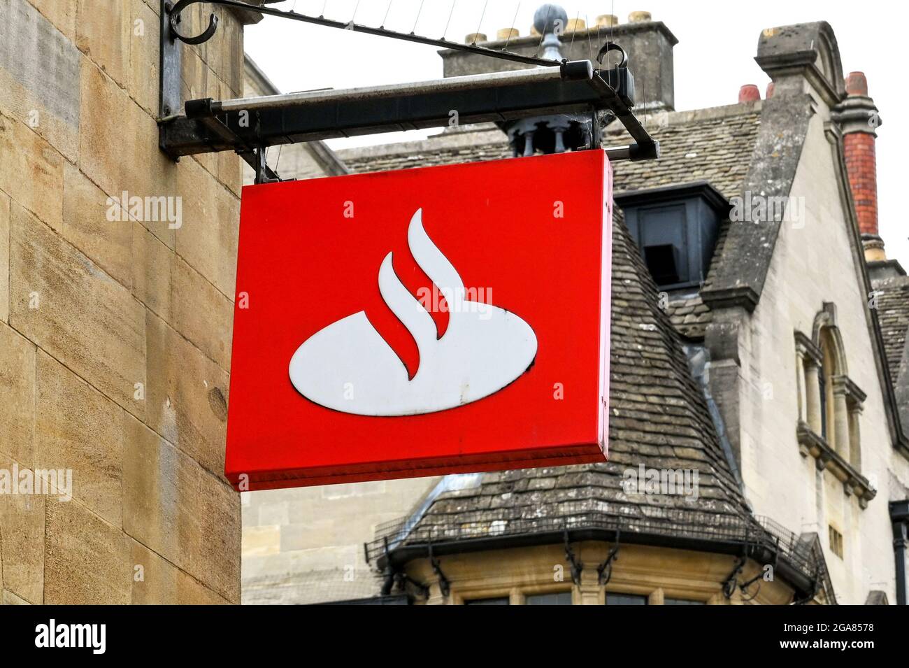 Santander Logo Sign High Resolution Stock Photography and Images - Alamy