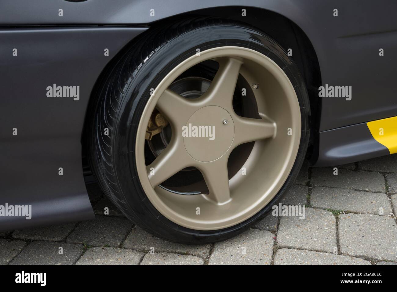Low chassis hi-res stock photography and images - Alamy