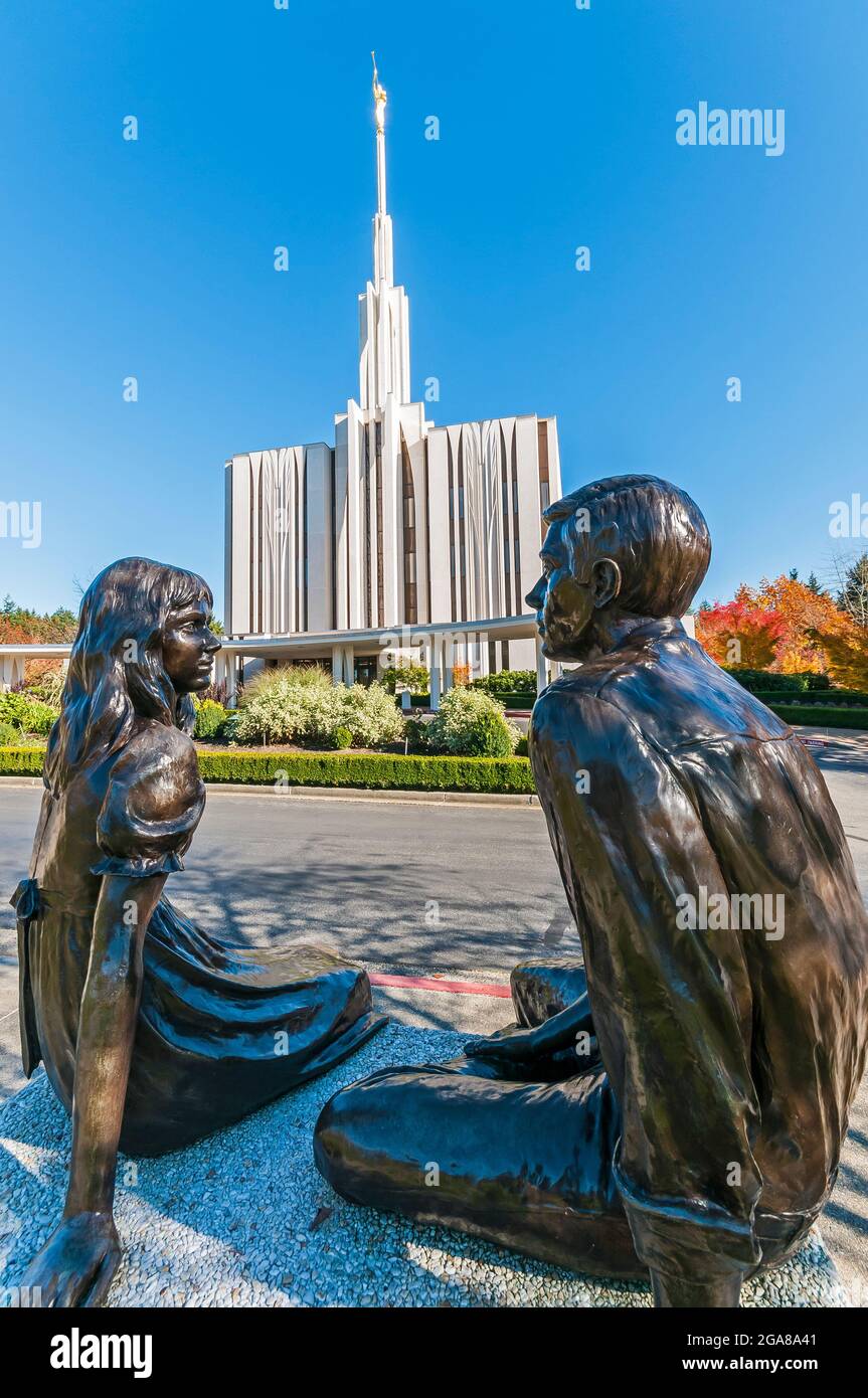 Statues on the grounds of the Mormon Church in Bellevue, Washington ...