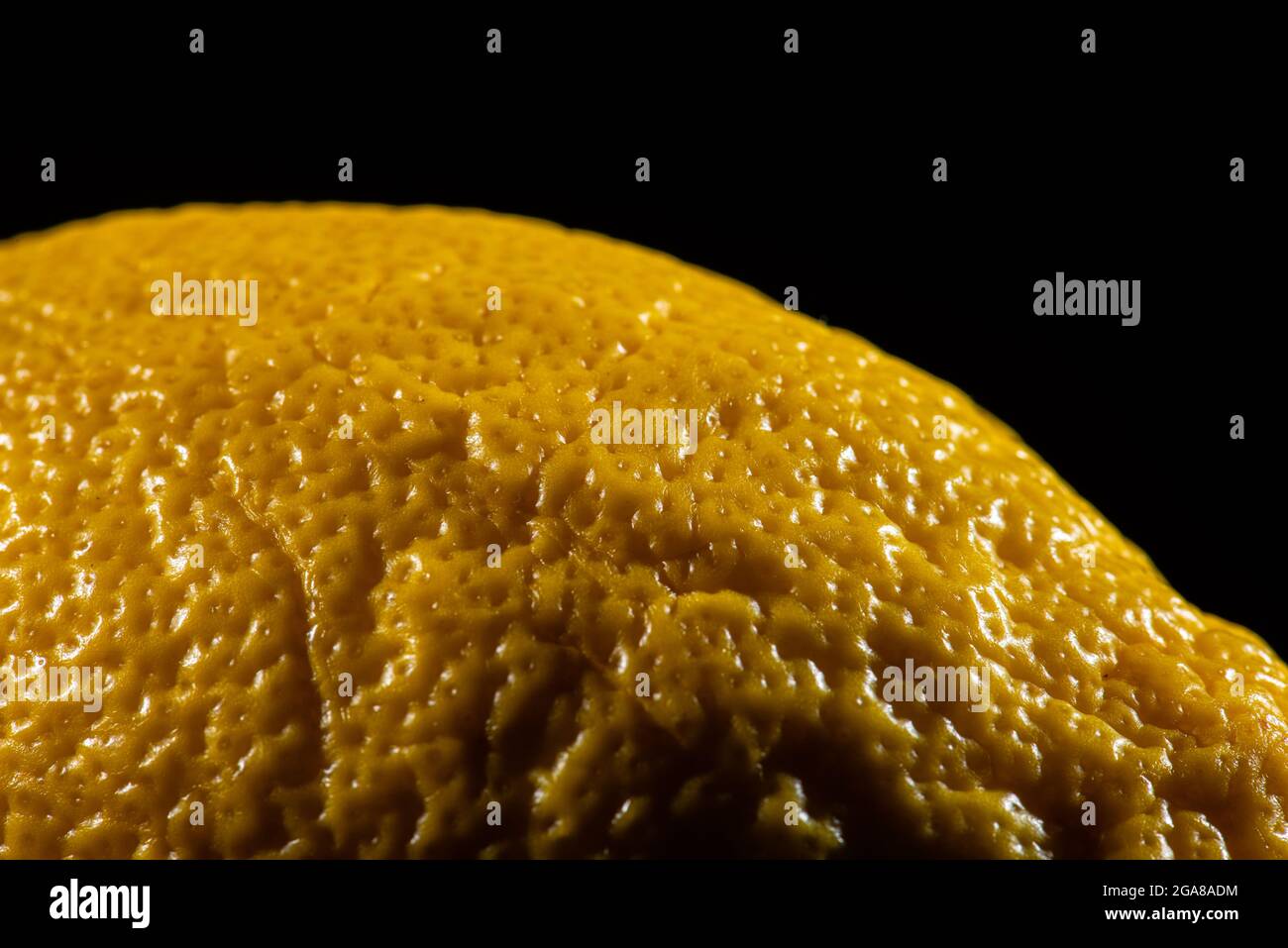 Skin texture detail of a lemon Stock Photo - Alamy