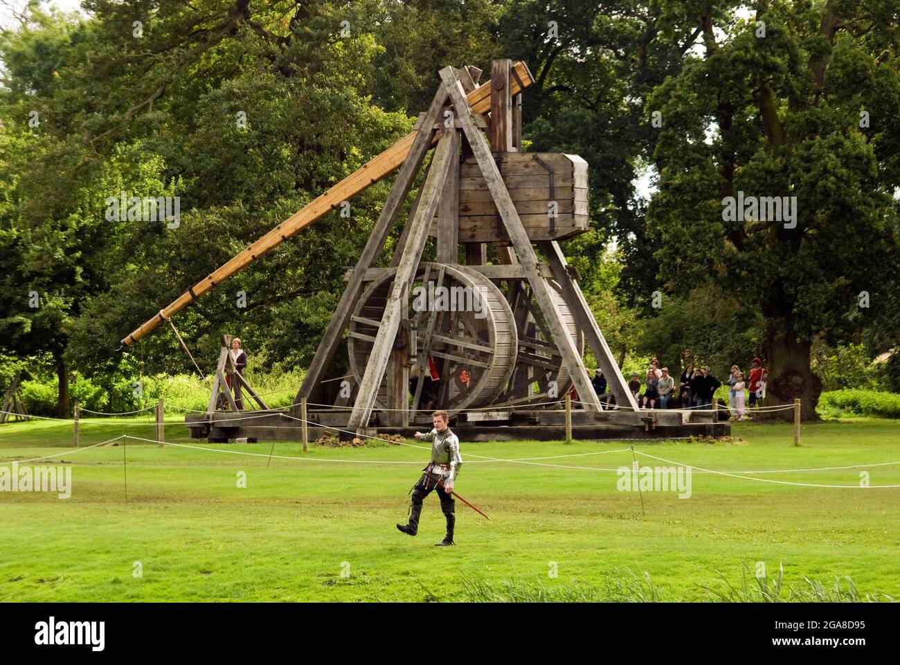 The Medieval Trebuchet At Warwick Castle In Warwickshire England UK ...