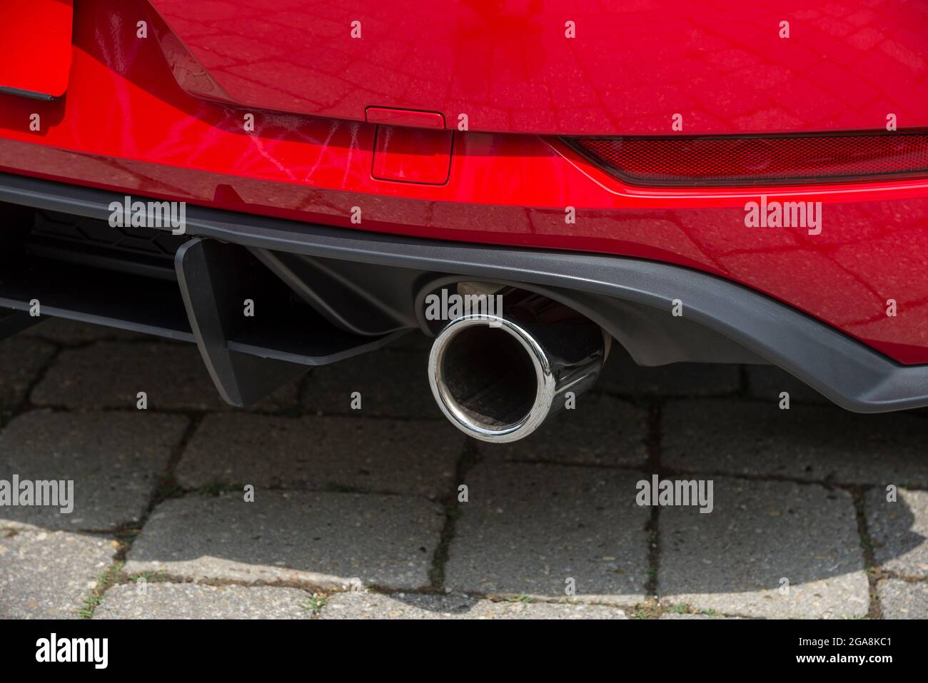 Mufflers hi-res stock photography and images - Alamy