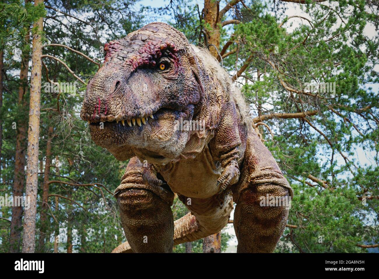 Animatronic animal hi-res stock photography and images - Alamy