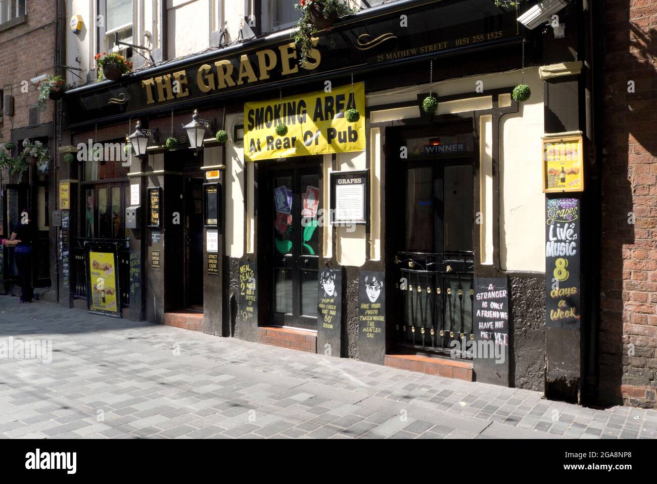 The Grapes Pub Also known as The Beatles Pub At 25 Mathew St Liverpool ...