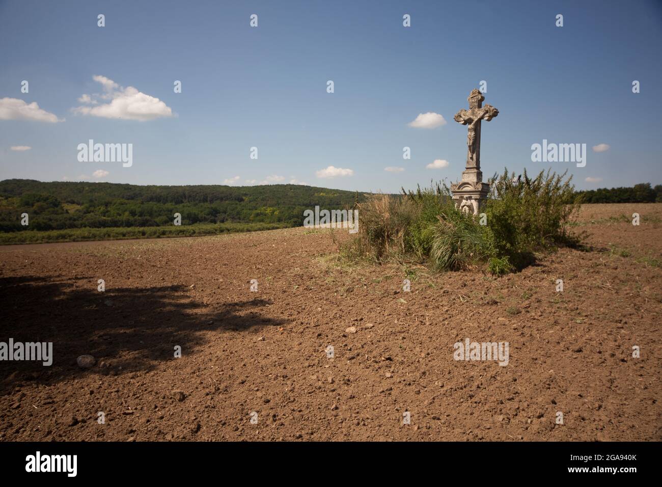 Cross On The Field High Resolution Stock Photography and Images - Alamy