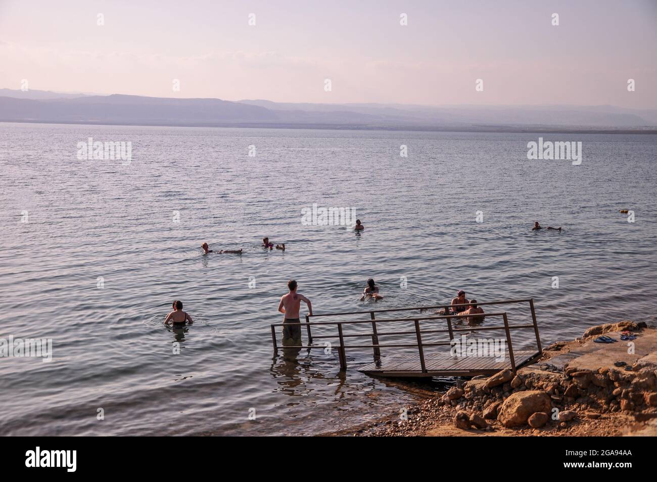 Dead woman underwater hi-res stock photography and images - Alamy