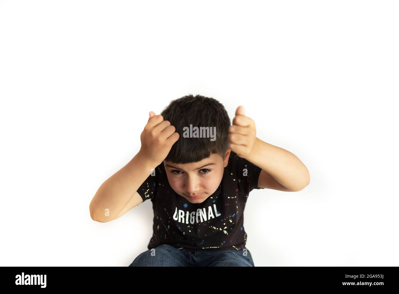 Object falling hi-res stock photography and images - Alamy