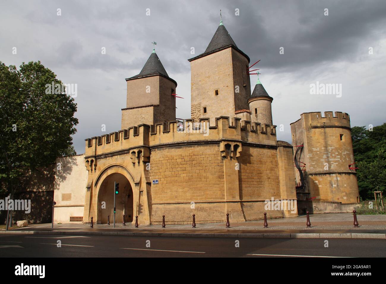 Porte of the allemands europe hi-res stock photography and images - Alamy