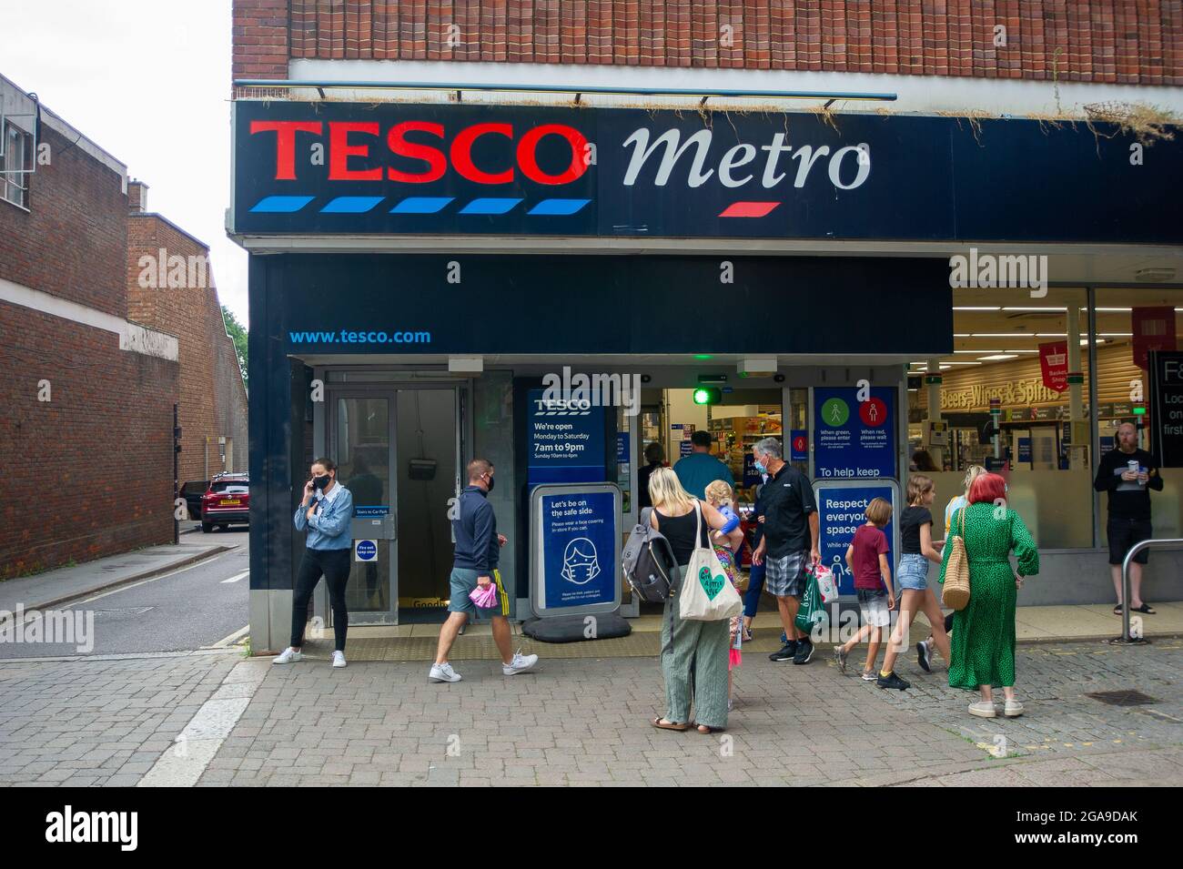 Tescos supermarkets hi-res stock photography and images - Alamy