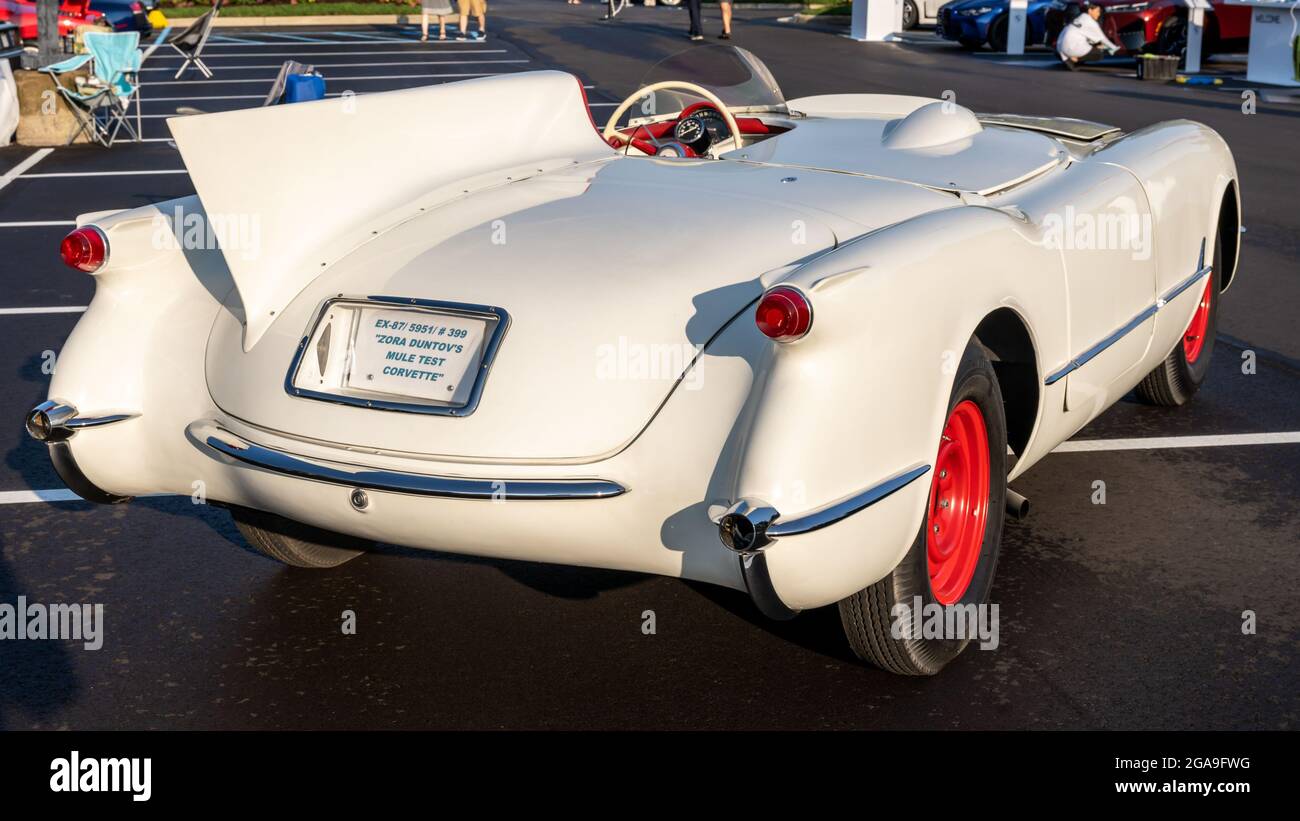PLYMOUTH, MI/USA - JULY 26, 2021: A 1954 Chevrolet Corvette EX-87 car ...