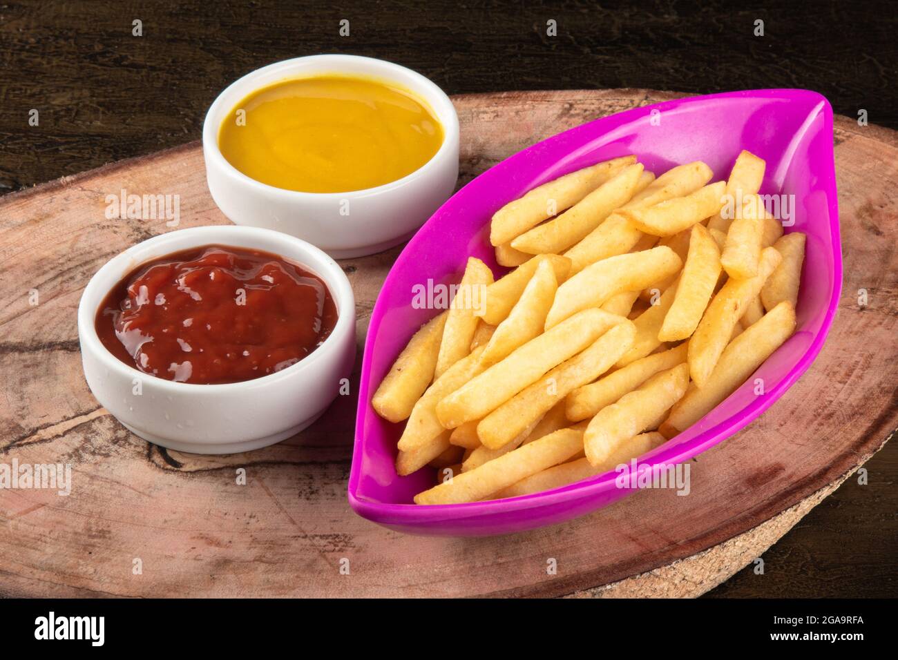 Chip potato potatoes ketchup food snack snacks plate hi-res stock ...