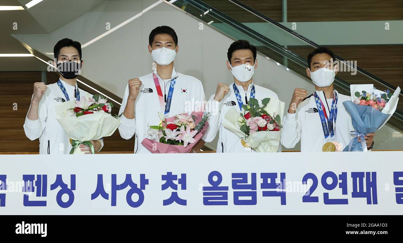Tokyo, Japan. 30th July, 2021. 30th July, 2021. S. Korean fencing team ...