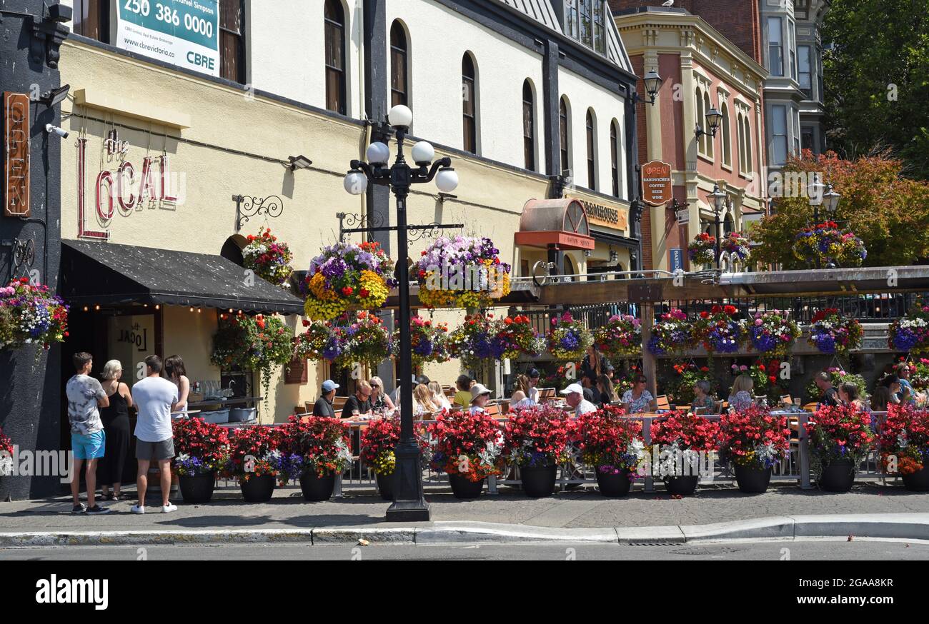 Bastion square summer victoria british columbia hi-res stock ...