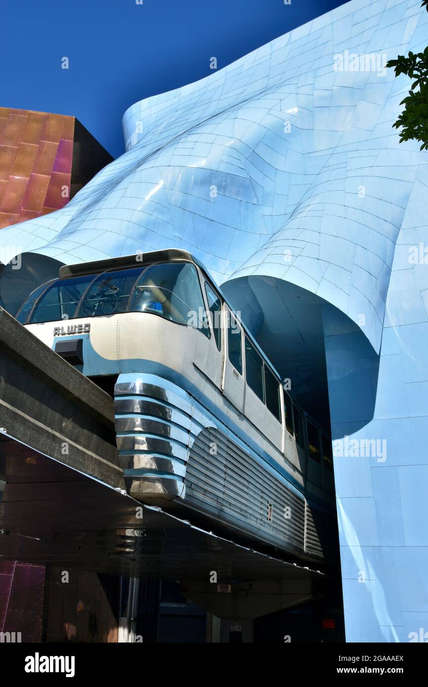 Seattle's iconic Alweg Monorail from Westlake to the Seattle Center ...
