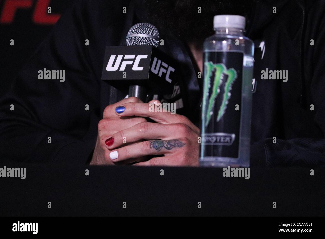 Alamy nails hi-res stock photography and images - Alamy