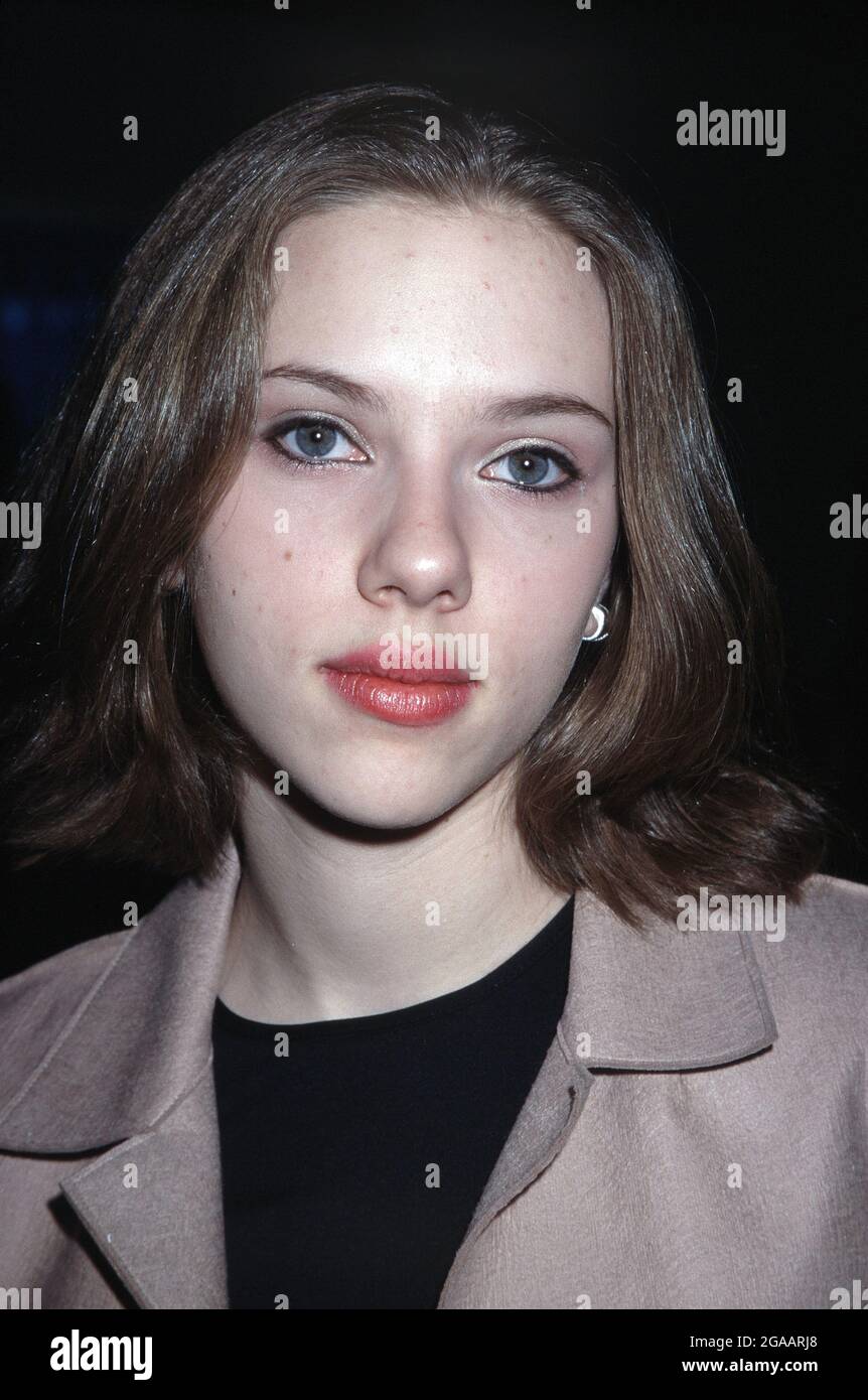 Scarlett Johansson attends BCBG Max Azria Fall 2000 Collection during ...