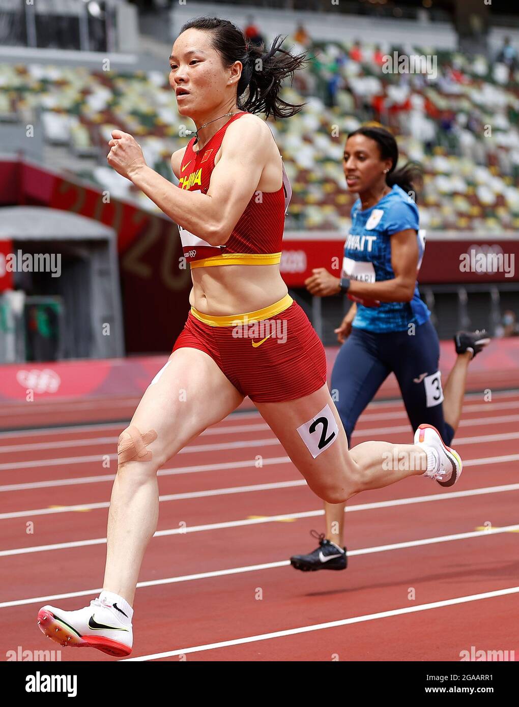 Wang yongli hi-res stock photography and images - Alamy