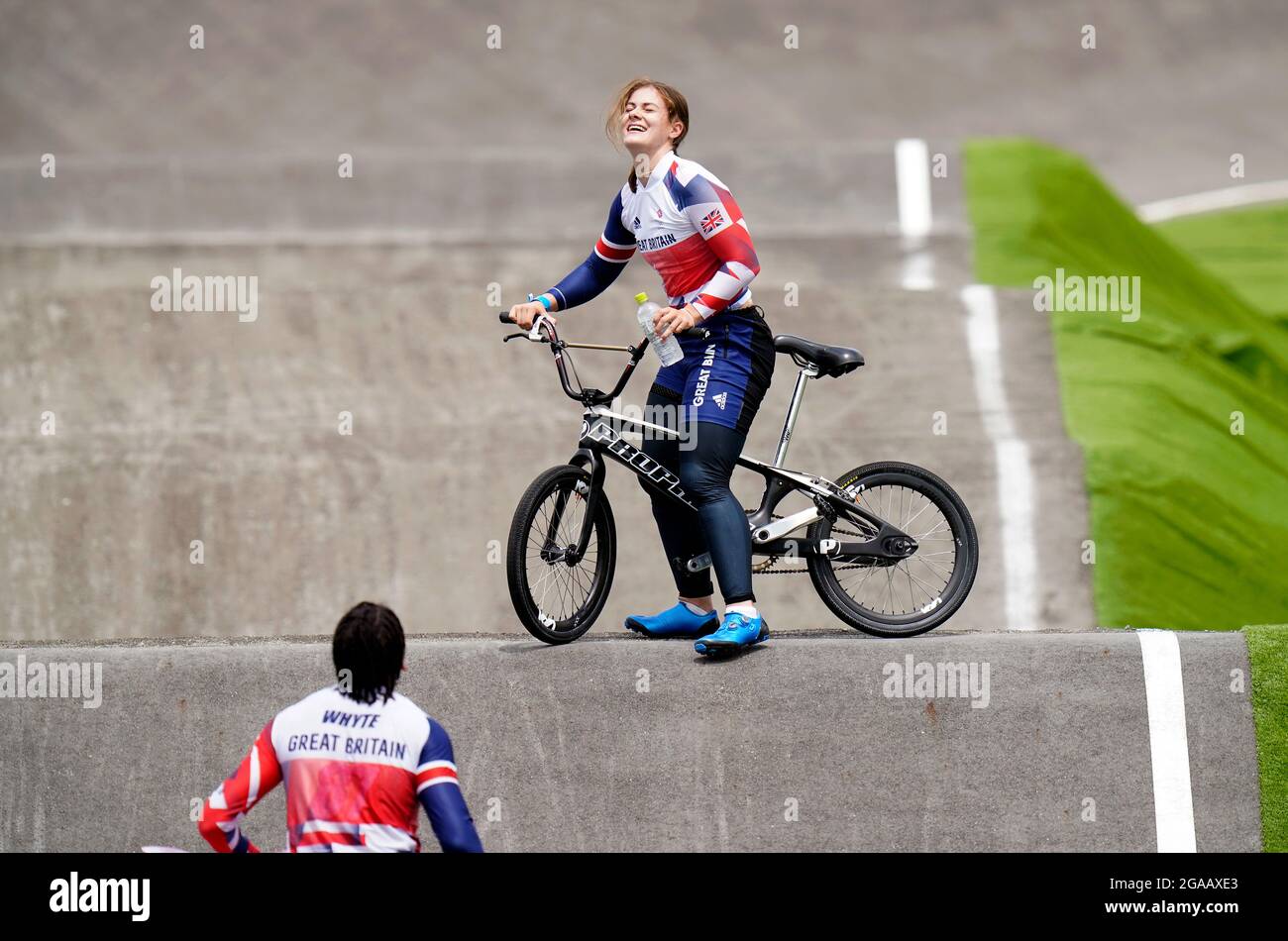Great Britain's Bethany Shriever and Kye Whyte celebrate their Gold and ...