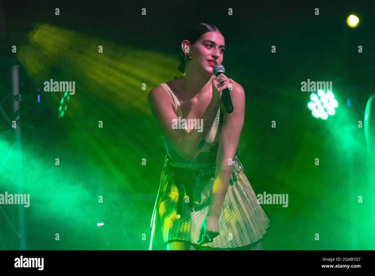 Cantante gaia hi-res stock photography and images - Alamy