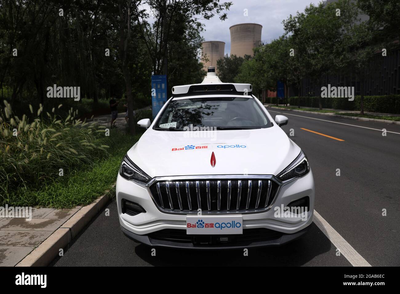Autonomous taxi china hi-res stock photography and images - Alamy