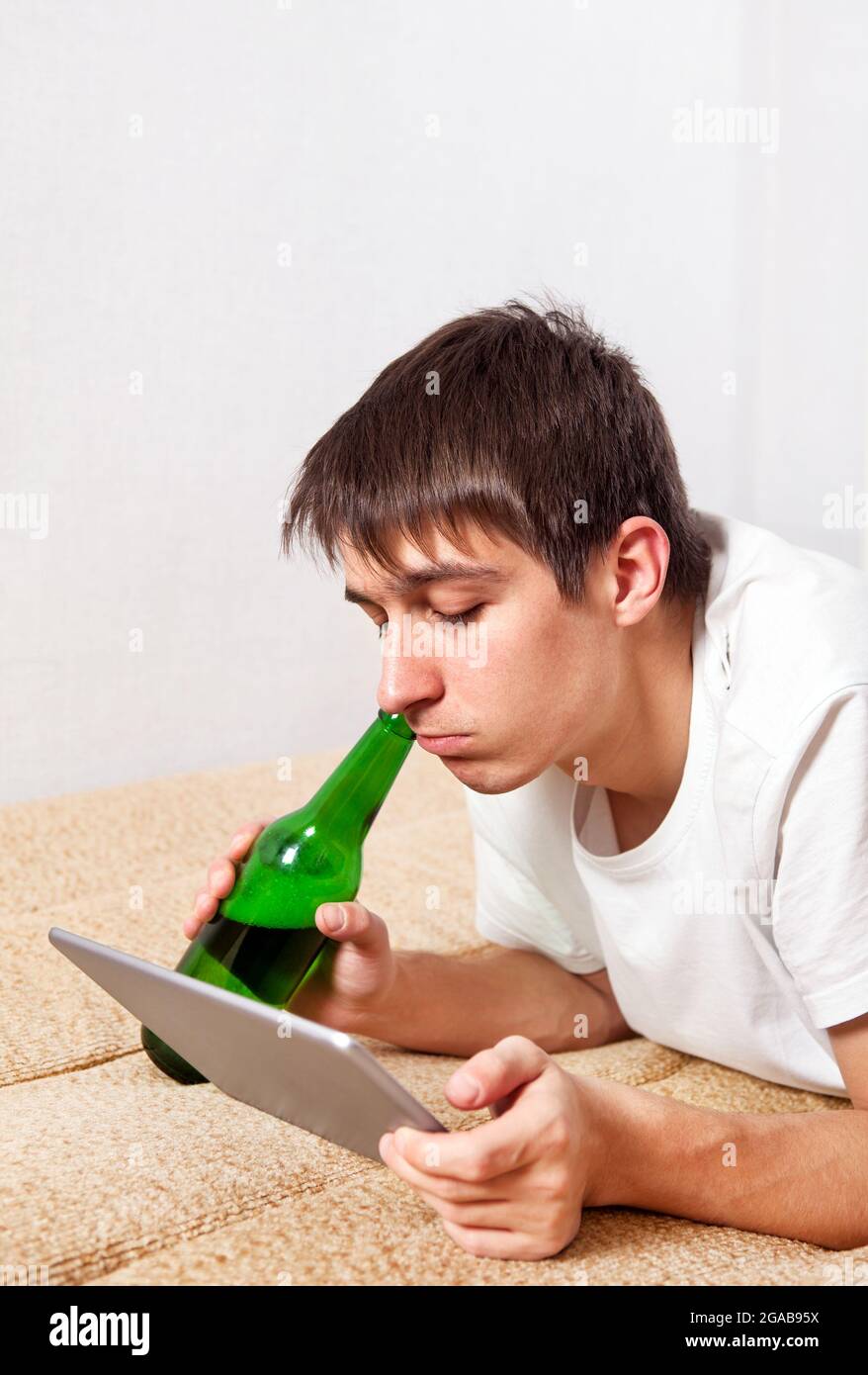 Man Drunk Computer High Resolution Stock Photography and Images - Alamy