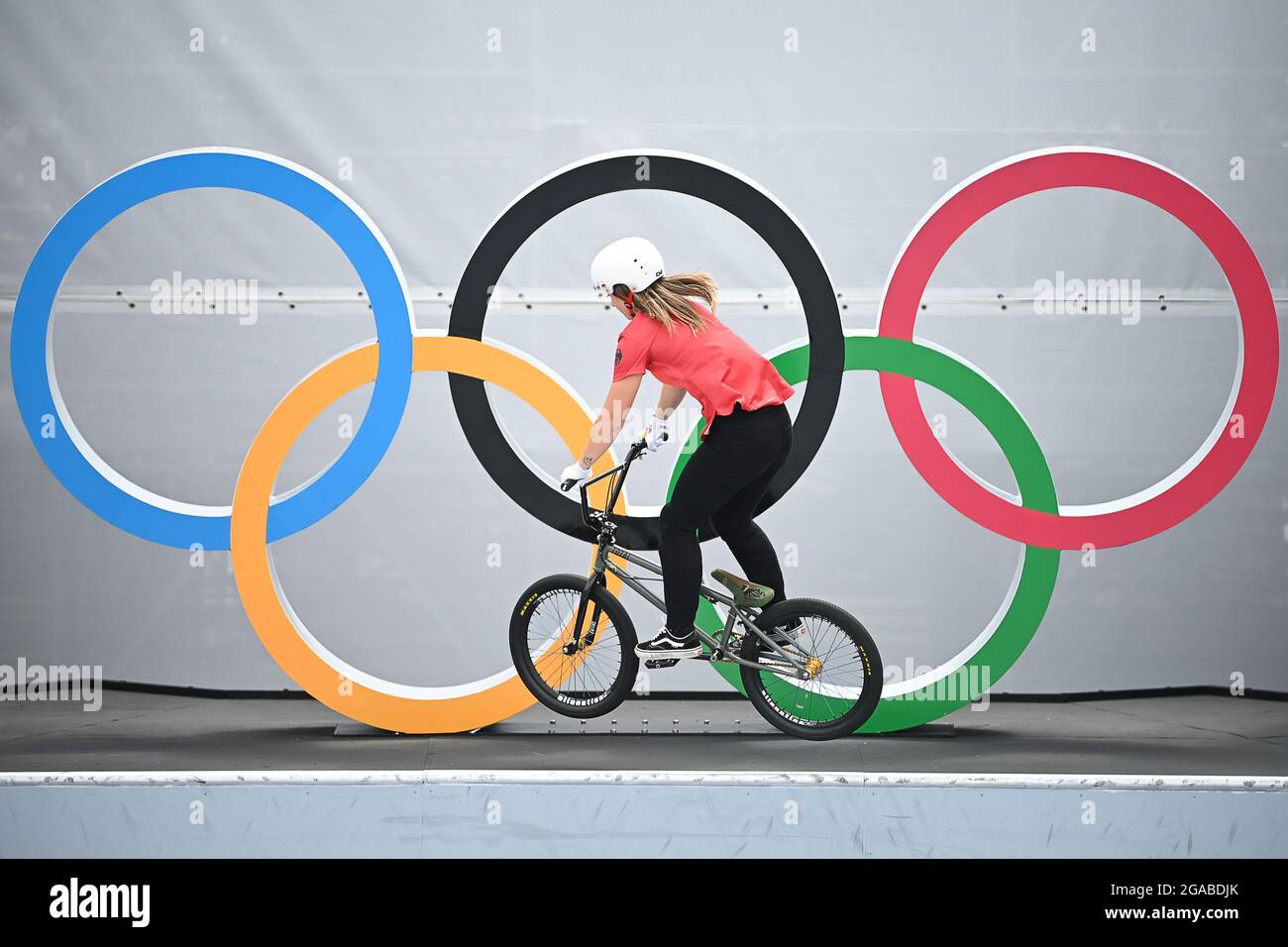 Lara lessmann hi-res stock photography and images - Alamy