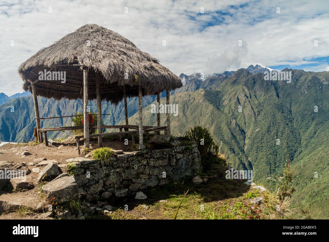 Small hut at the peak of Machu Picchu mountain, Peru Stock Photo - Alamy