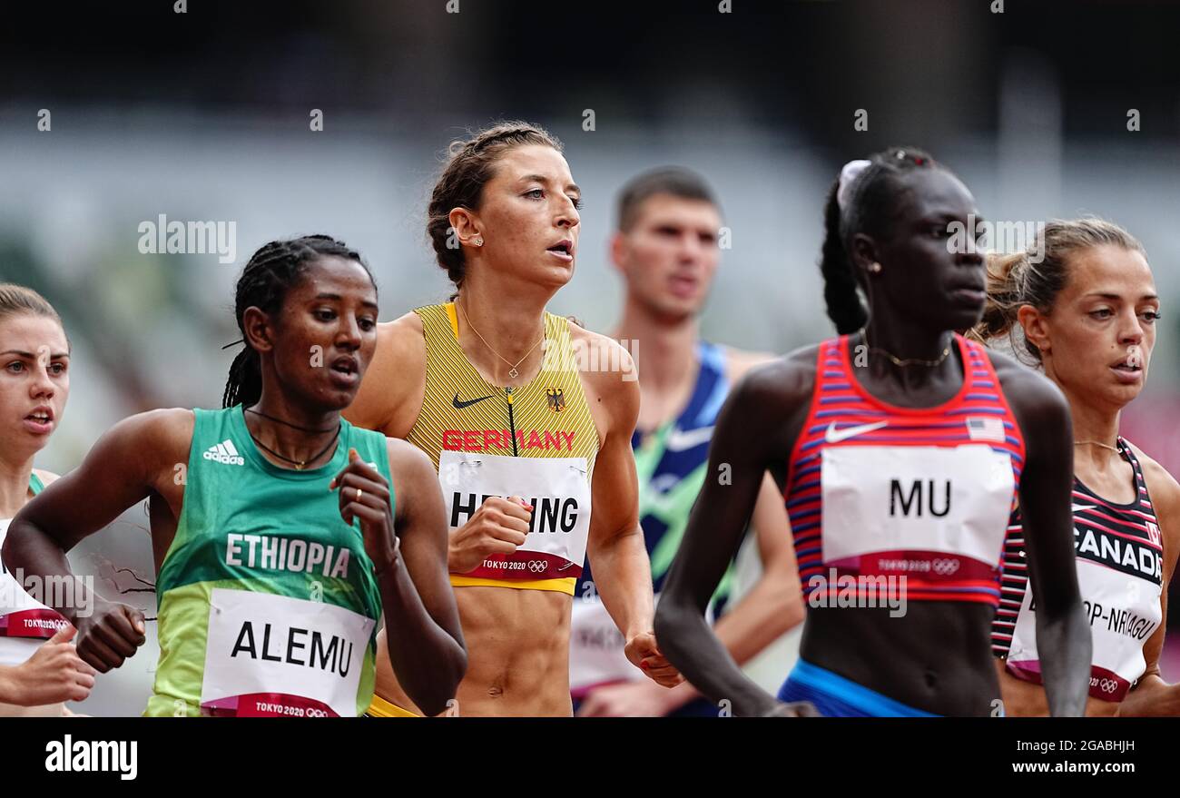Tokyo, Japan. 30th July, 2021. Athletics: Olympics, 800 m, women, heats ...