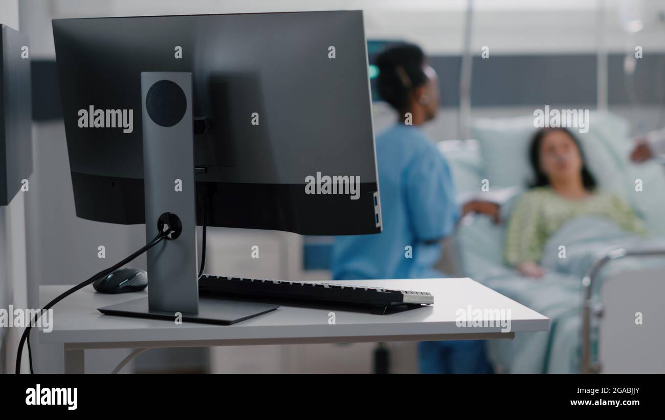 Doctor black skin monitoring hi-res stock photography and images - Alamy