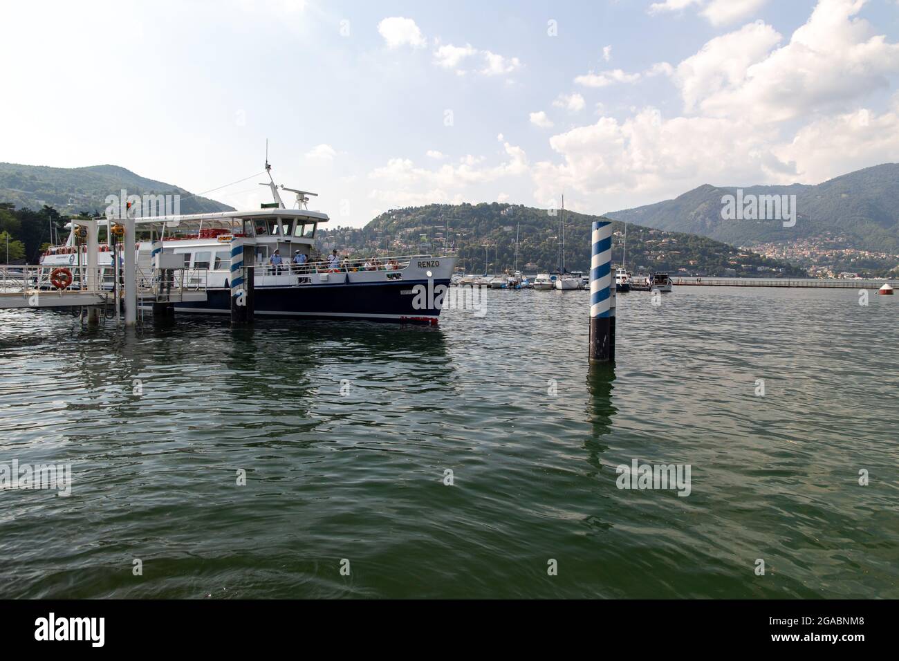 Italy lake como activity hi-res stock photography and images - Alamy
