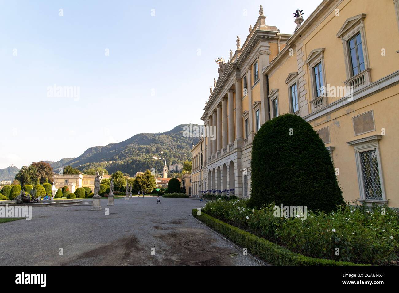 The beautiful architecture of Villa Olmo in Como italy Stock Photo - Alamy