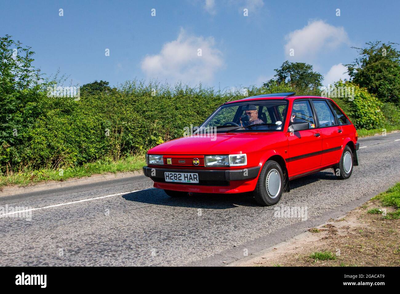 1990 90s seventies red Rover Maestro Clubman, MAESTRO COOPER I, 1275cc ...