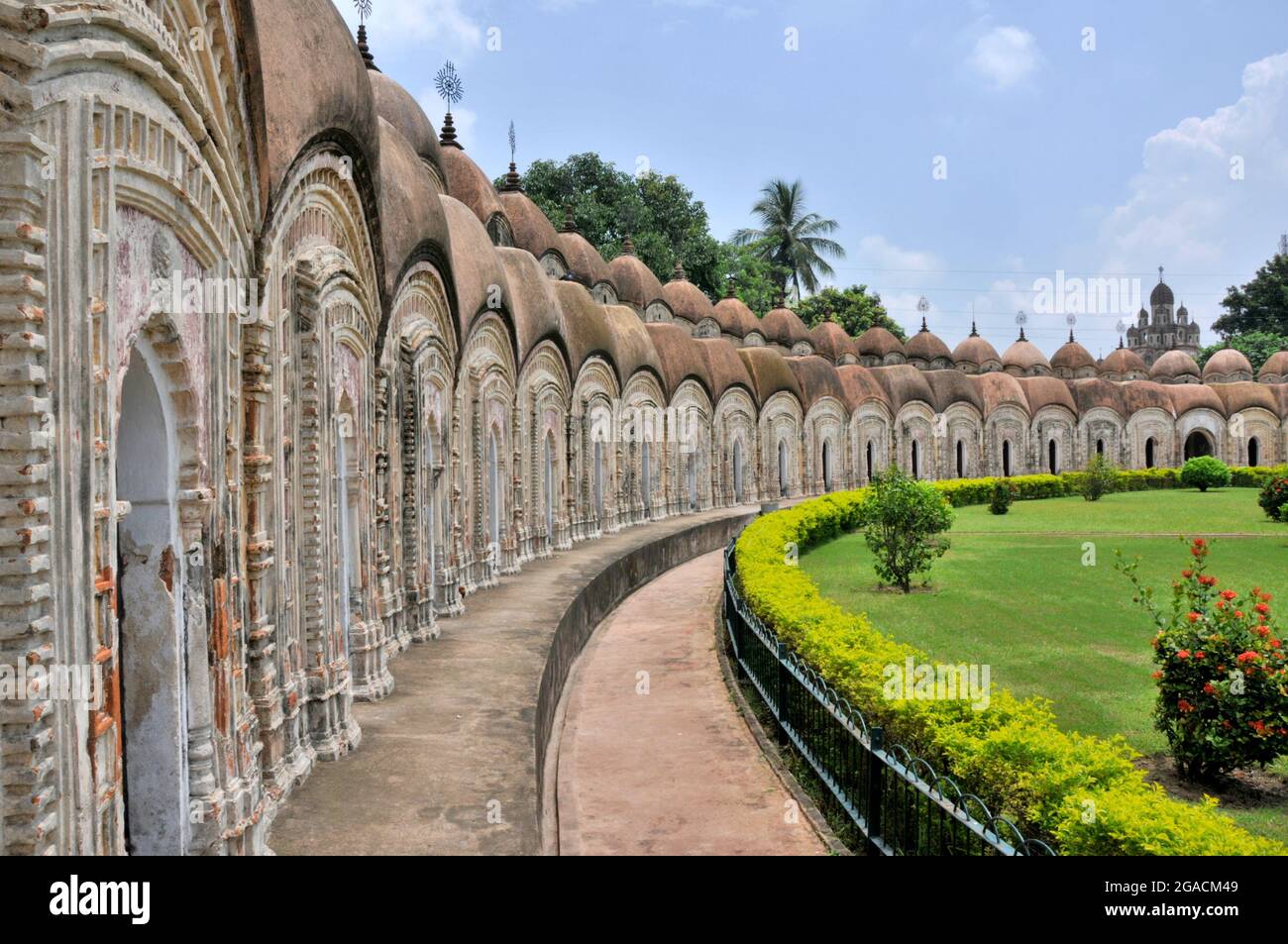 image of 108 shiva temple kalna bardhaman west bengal Stock Photo - Alamy