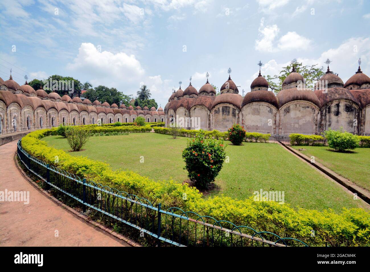 image of 108 shiva temple kalna bardhaman west bengal Stock Photo - Alamy