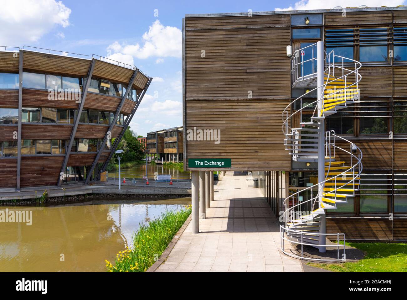 Nottingham University The Sir Harry and Lady Djanogly Library and ...