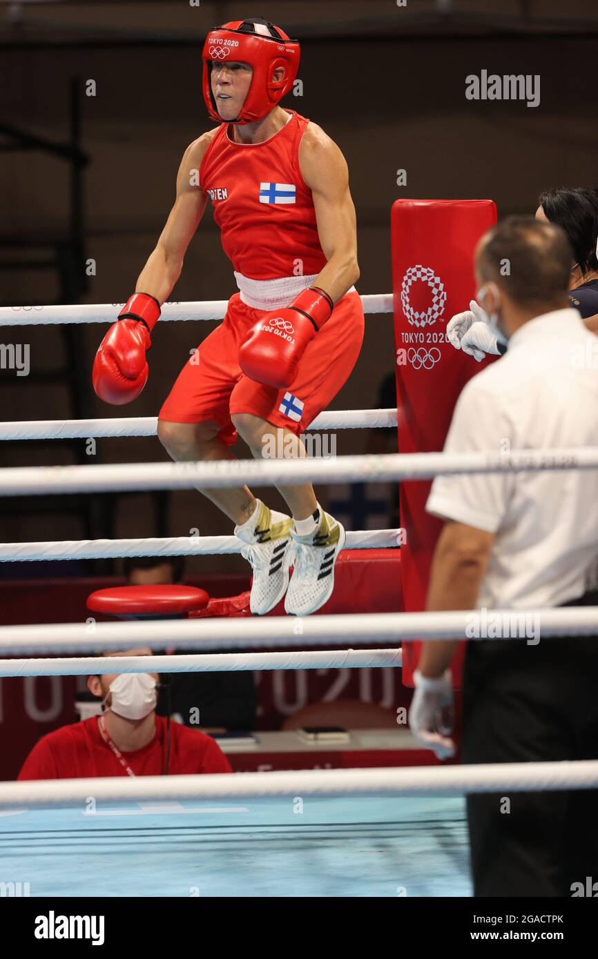 Tokyo, Japan. 30th July, 2021. BOXING MUM ADVANCES: Olympic women's ...