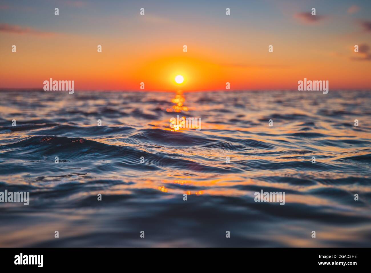 Close up sunrise shot sun hi-res stock photography and images - Alamy