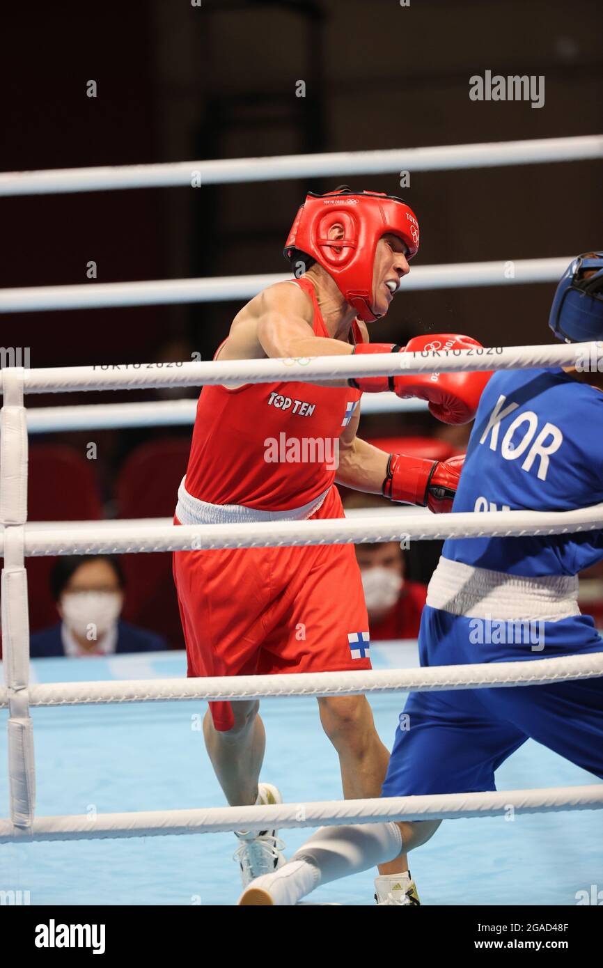 Tokyo, Japan. 30th July, 2021. BOXING MUM ADVANCES: Olympic women's ...
