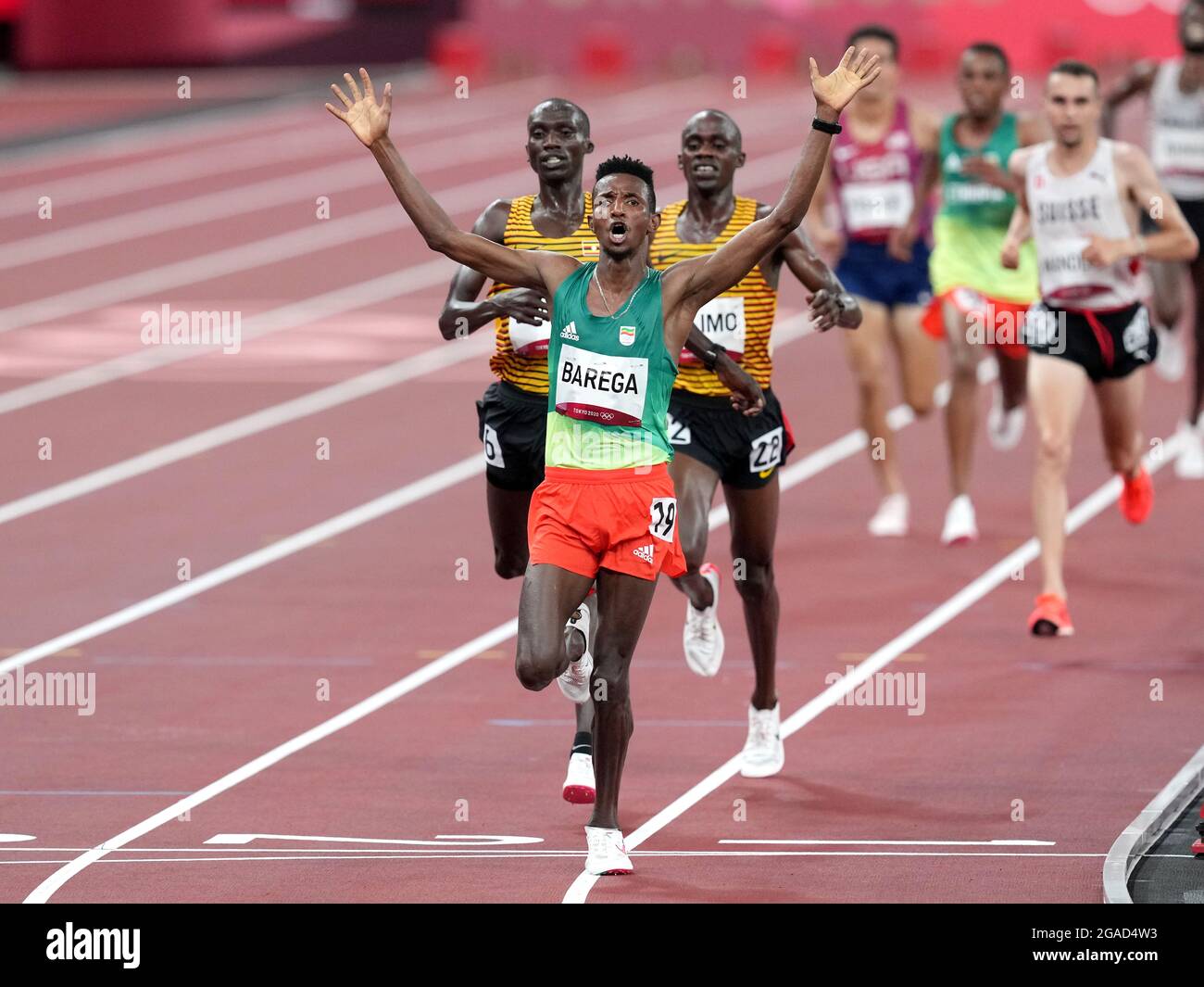 Ethiopia's Selemon Barega wins the Men's 10,000 metres at Olympic ...