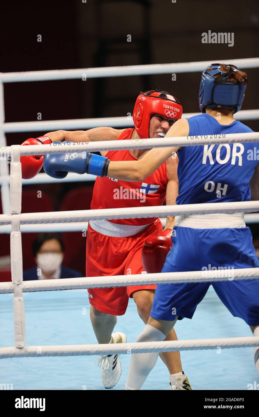 Tokyo, Japan. 30th July, 2021. BOXING MUM ADVANCES: Olympic women's ...