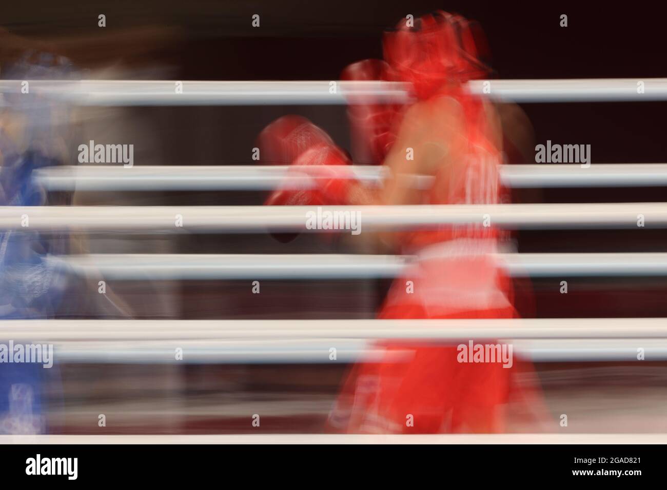 Tokyo, Japan. 30th July, 2021. BOXING MUM ADVANCES: Olympic women's ...