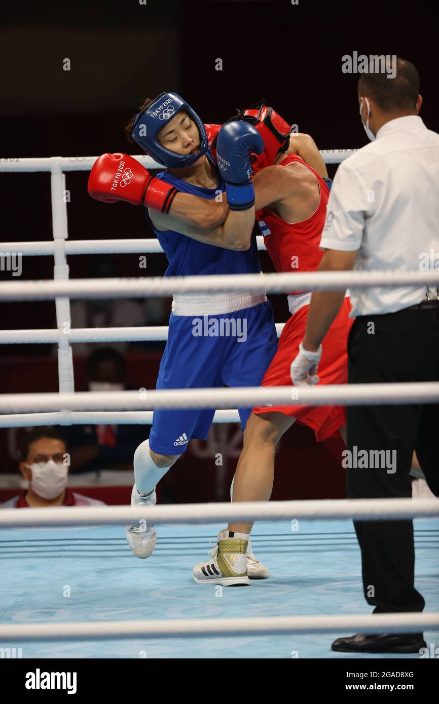 Tokyo, Japan. 30th July, 2021. BOXING MUM ADVANCES: Olympic women's ...