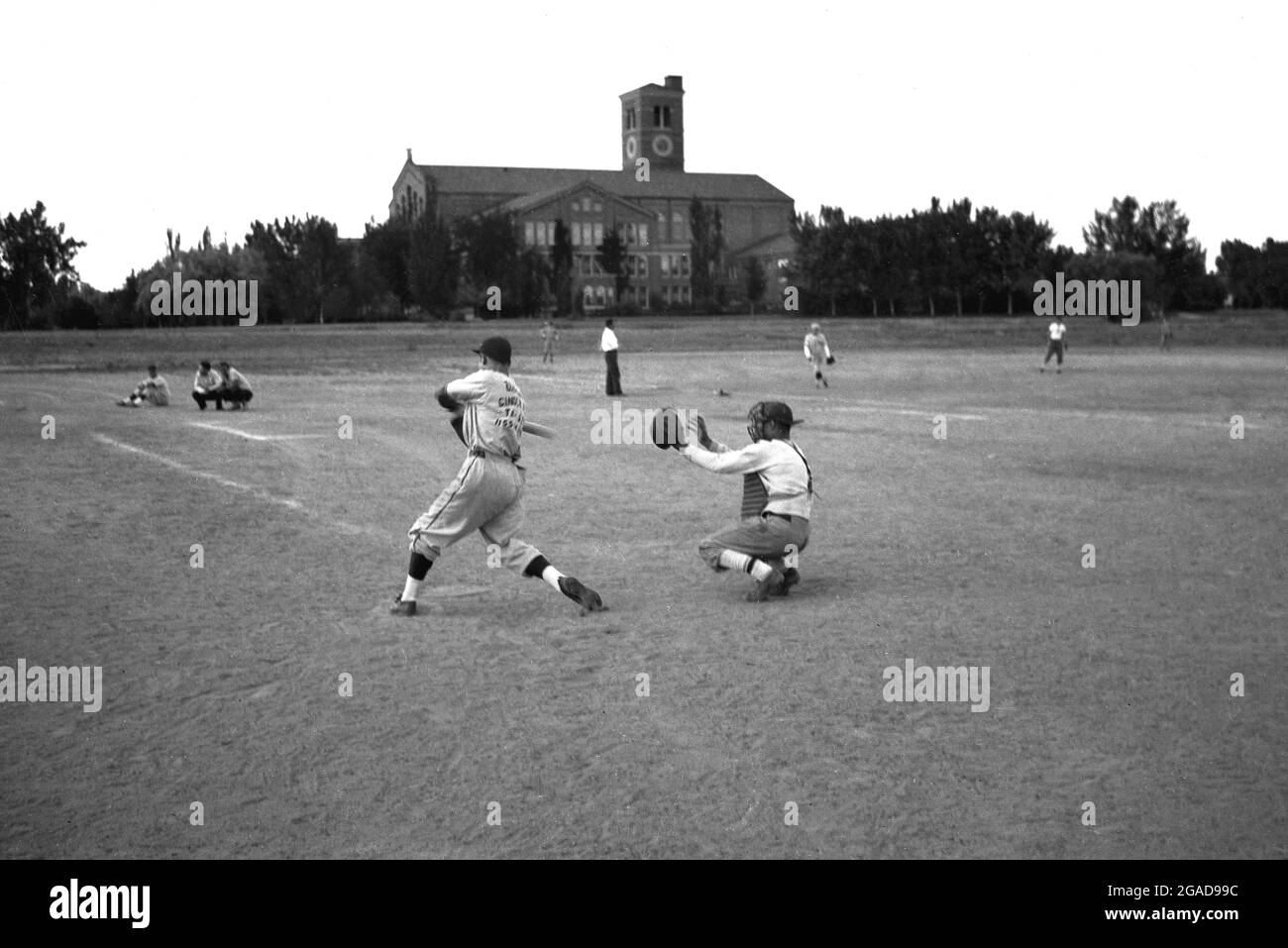 1950s baseball game hi-res stock photography and images - Alamy