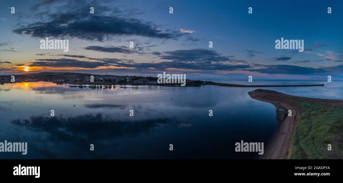 Berwick sunset hi-res stock photography and images - Alamy