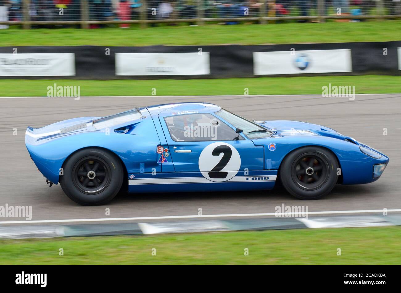 Ford gt40 racing car hi-res stock photography and images - Alamy
