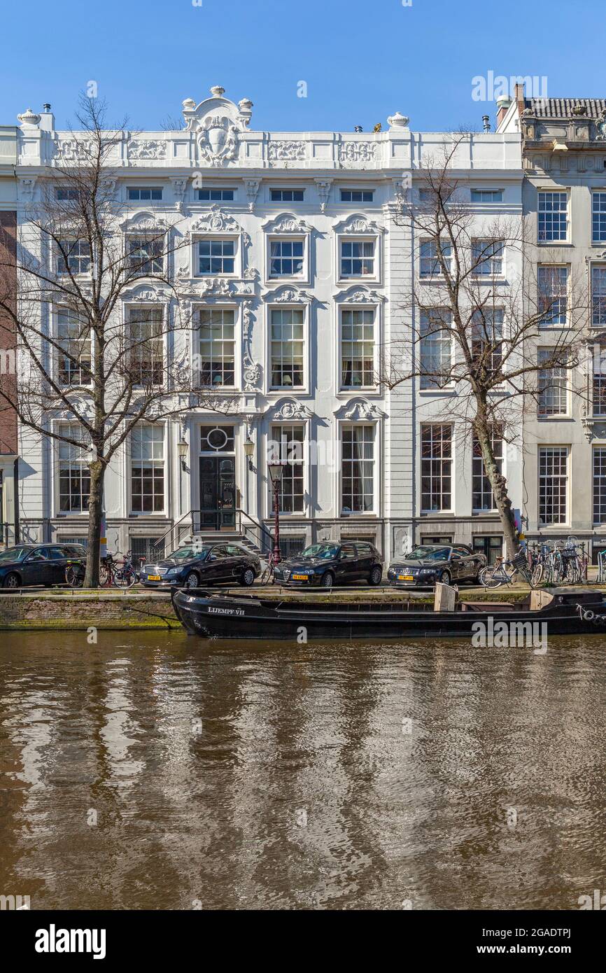 Louis xv style architecture hi-res stock photography and images - Alamy