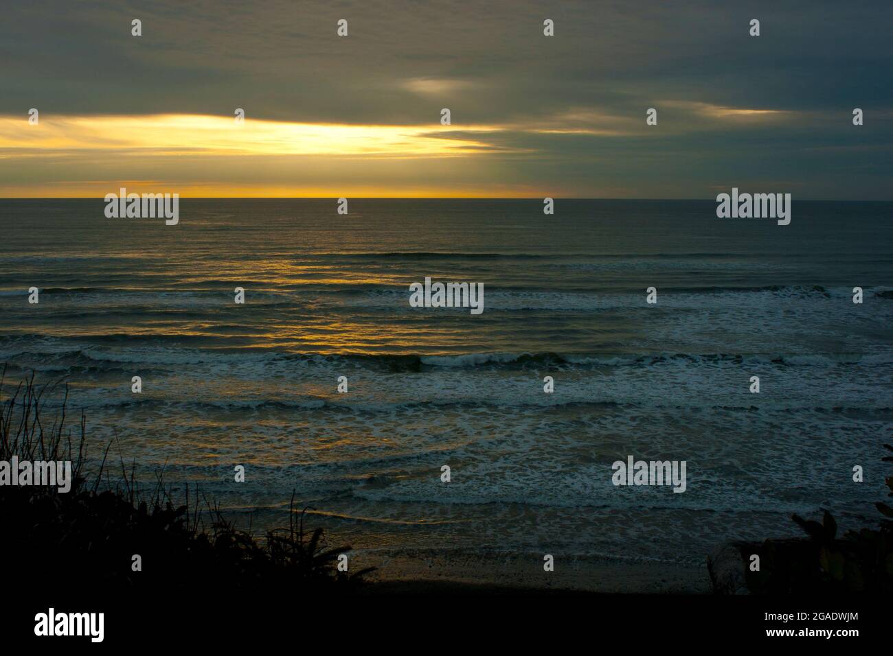 a exterior picture of an Pacific Northwest beach at sunset Stock Photo ...