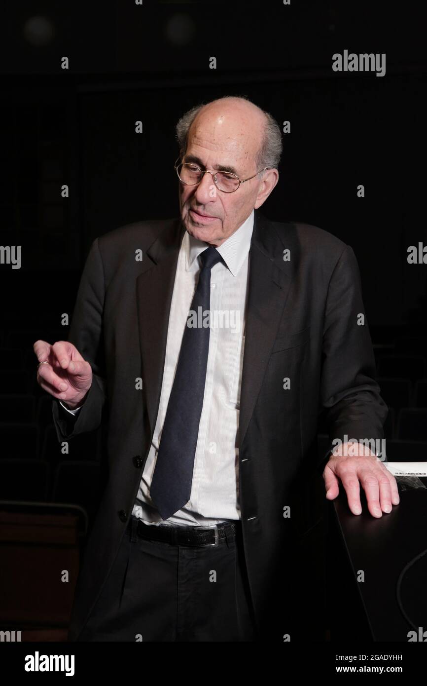 Dr. Richard Axel is professor of biochemistry and molecular biophysics ...