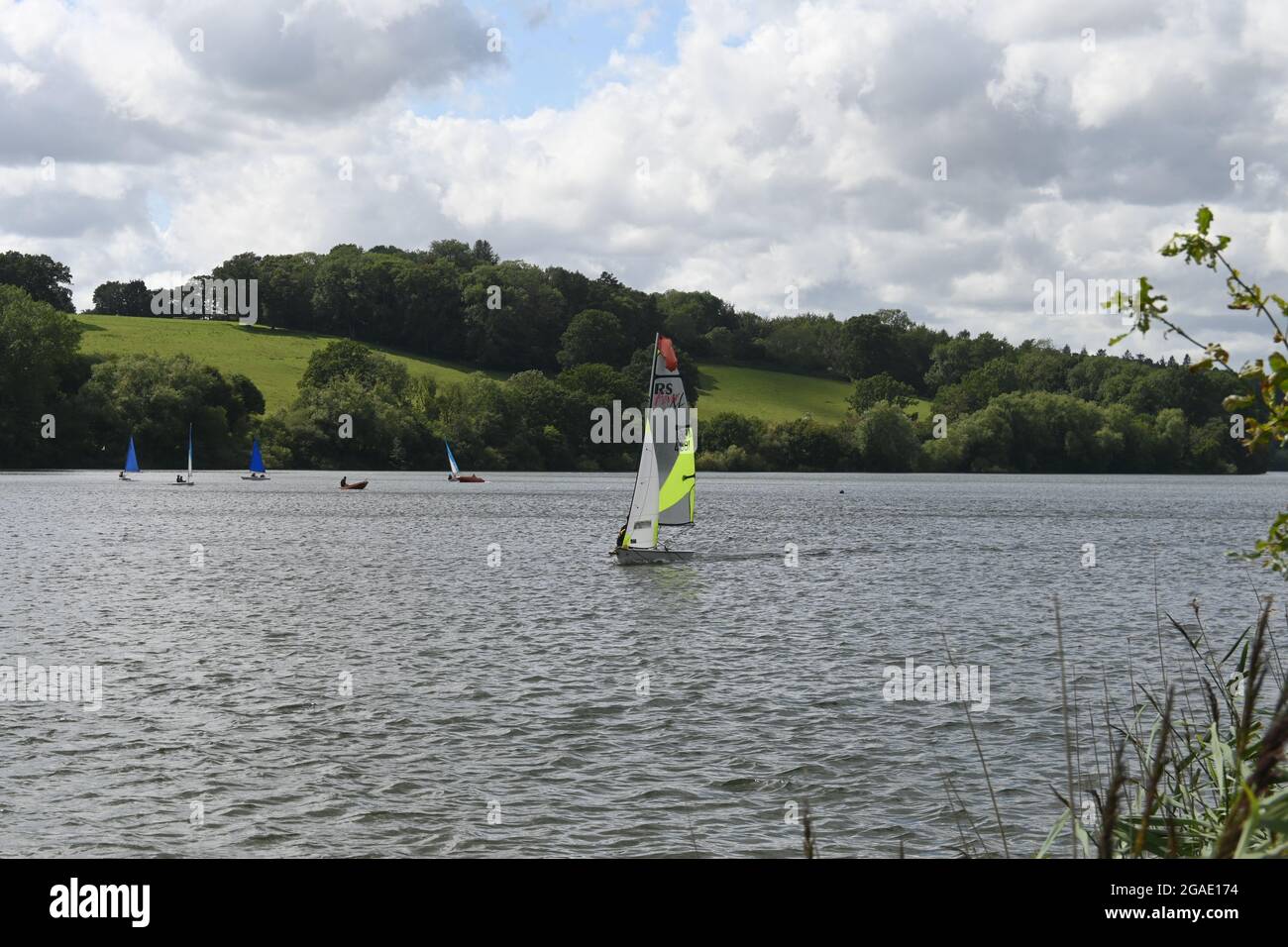 Watersports at Ardingly Reservoir, West Sussex, UK Stock Photo - Alamy